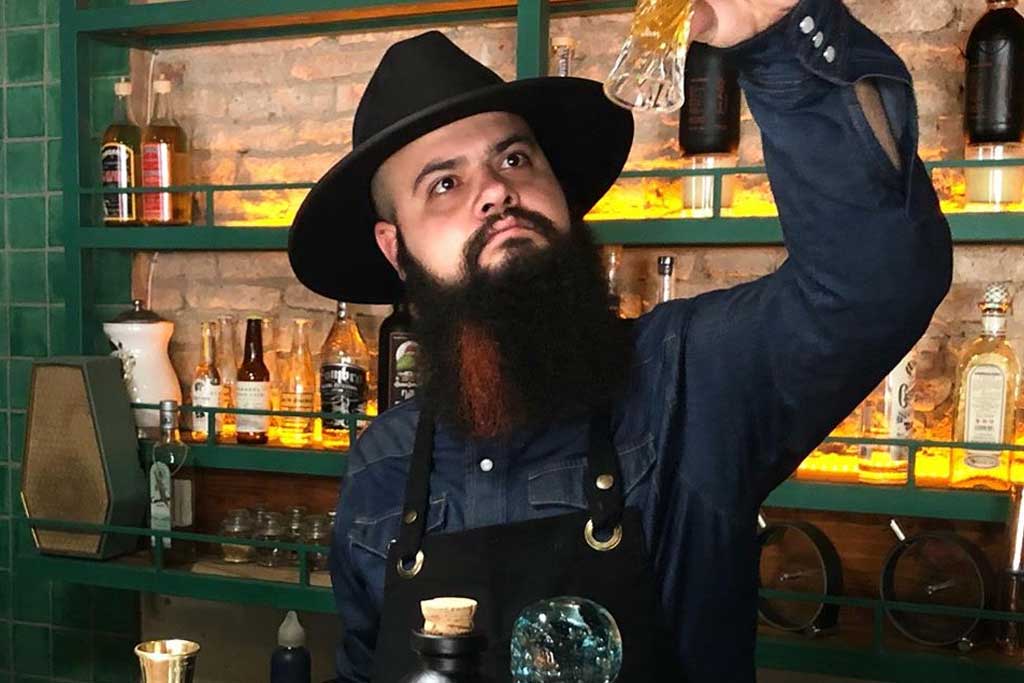 PACHUCO – VINOS LICORES MEZCAL TEQUILA